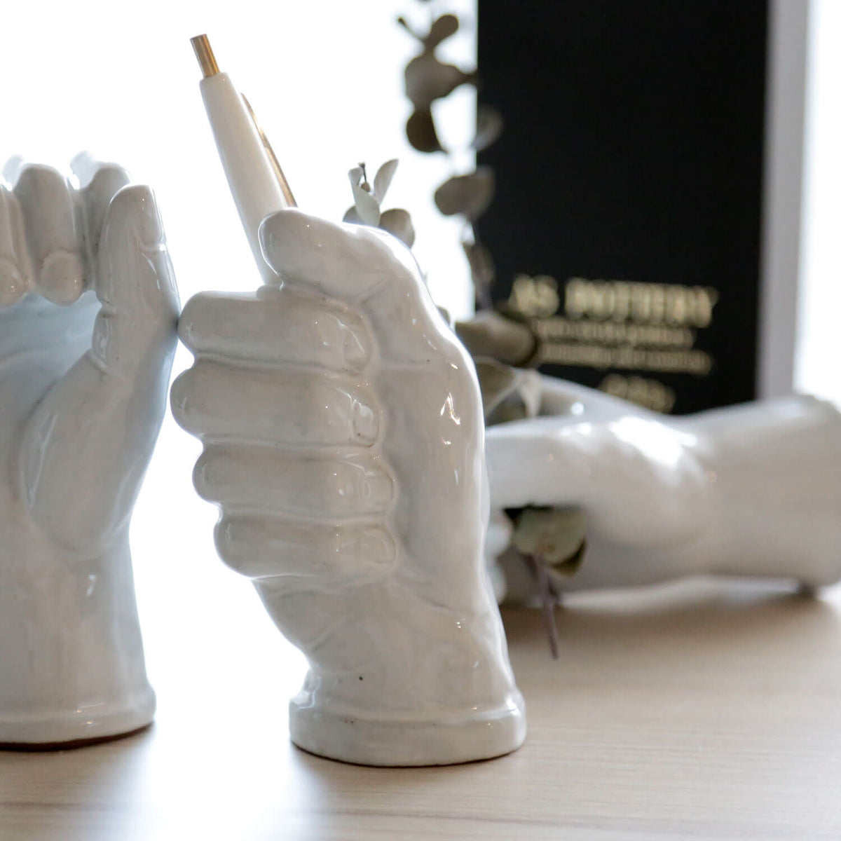 AS POTTERY HAND(WH) – Cs Atelier
